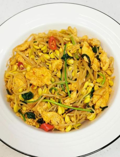 豆芽炒鸡蛋怎么做_豆芽炒鸡蛋的家常做法-第1张图片-山城妙识 豆芽炒鸡蛋怎么做_豆芽炒鸡蛋的家常做法-第1张图片-山城妙识