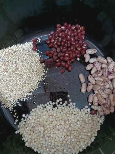 红小豆饭怎么煮_红小豆饭的做法窍门-第1张图片-山城妙识