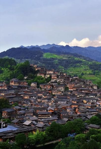 贵州凯里旅游景点有哪些_西江千户苗寨值得去吗-第1张图片-山城妙识