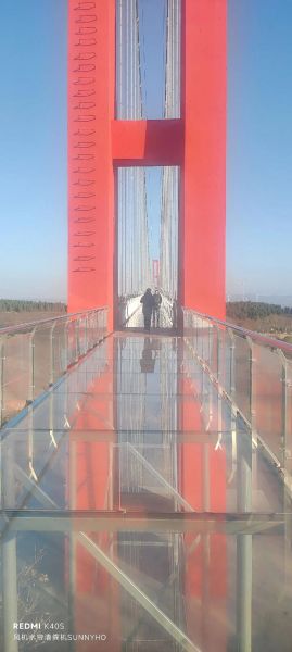 玻璃栈道门票多少钱_玻璃栈道安全吗-第1张图片-山城妙识