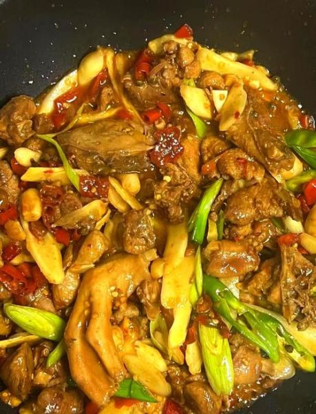 姜爆鸭子怎么做才好吃_家常做法详细步骤-第1张图片-山城妙识 姜爆鸭子怎么做才好吃_家常做法详细步骤-第1张图片-山城妙识