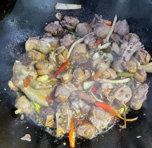 姜爆鸭子怎么做才好吃_家常做法详细步骤-第2张图片-山城妙识 姜爆鸭子怎么做才好吃_家常做法详细步骤-第2张图片-山城妙识