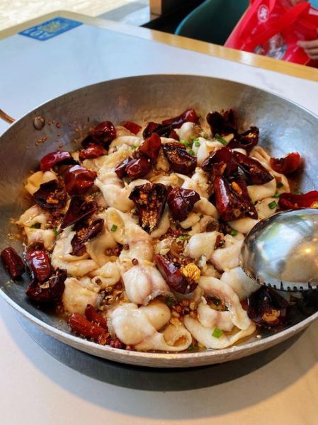 干锅炝锅鱼怎么做_干锅炝锅鱼的家常做法-第2张图片-山城妙识