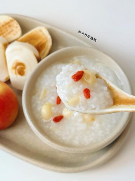 百合粥的做法_百合粥怎么煮才粘稠-第1张图片-山城妙识