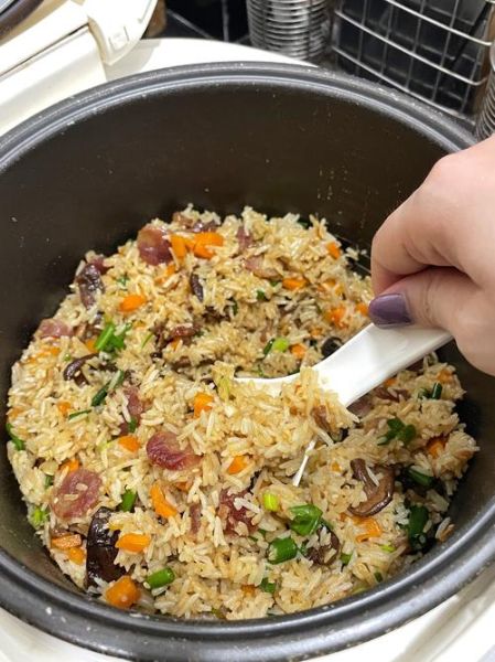 家常米饭怎么做_电饭锅煮饭的正确步骤-第2张图片-山城妙识 家常米饭怎么做_电饭锅煮饭的正确步骤-第2张图片-山城妙识