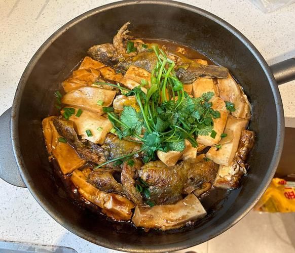 汪丫鱼烧豆腐怎么做_汪丫鱼烧豆腐的家常做法-第1张图片-山城妙识 汪丫鱼烧豆腐怎么做_汪丫鱼烧豆腐的家常做法-第1张图片-山城妙识