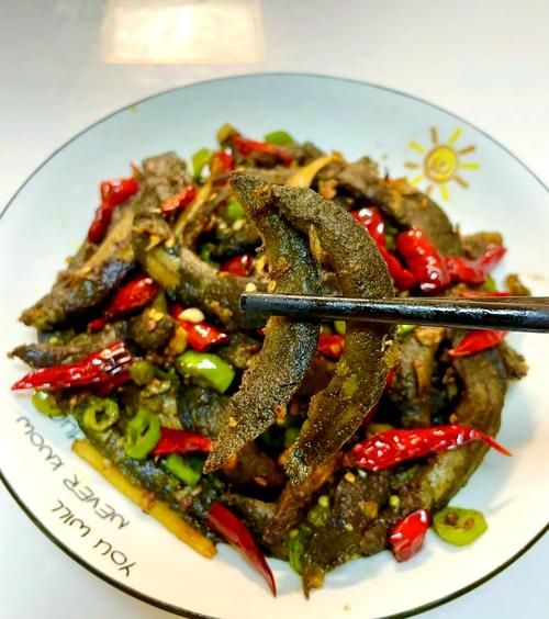 泥鳅鱼怎么做好吃_家常泥鳅鱼的做法-第3张图片-山城妙识