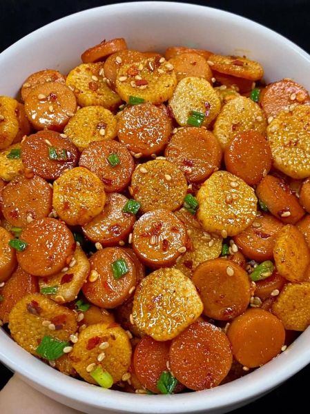 炒山药的家常做法_山药怎么炒才脆爽不黑-第1张图片-山城妙识