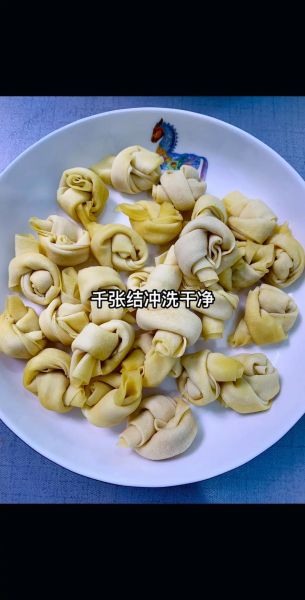 千张结烧肉怎么做_千张结烧肉的家常做法-第1张图片-山城妙识