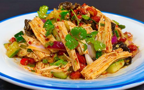 炝锅腐竹怎么做_炝锅腐竹需要焯水吗-第1张图片-山城妙识