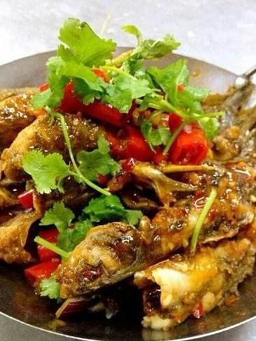 干锅黄骨鱼怎么做_黄骨鱼干锅做法-第1张图片-山城妙识