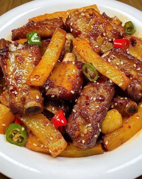 干锅排骨怎么做_干锅排骨家常做法-第1张图片-山城妙识