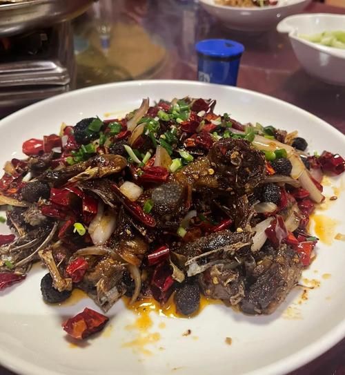 杨梅鸭怎么做_杨梅鸭做法步骤详解-第1张图片-山城妙识