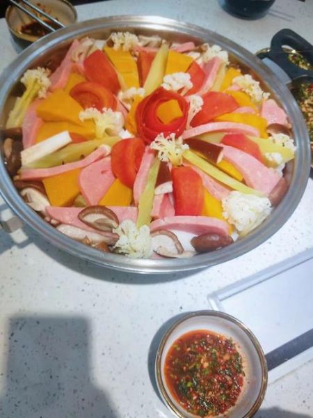 无水火锅怎么做_无水火锅需要哪些食材-第1张图片-山城妙识 无水火锅怎么做_无水火锅需要哪些食材-第1张图片-山城妙识