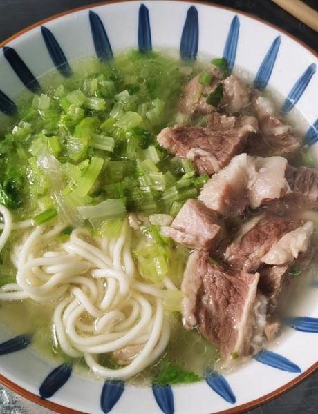 清汤牛肉面怎么做好吃_家常做法步骤详解-第3张图片-山城妙识