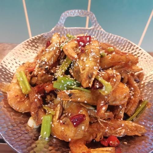 鱿鱼虾干锅怎么做_干锅鱿鱼虾最正宗做法-第2张图片-山城妙识