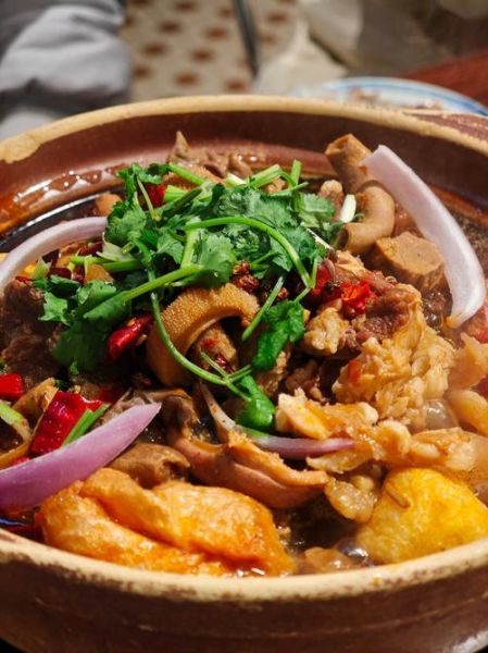 牛杂煲怎么做_家庭版牛杂煲详细做法-第1张图片-山城妙识