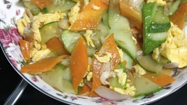 水炒鸡蛋怎么做_水炒鸡蛋为什么不用油-第2张图片-山城妙识 水炒鸡蛋怎么做_水炒鸡蛋为什么不用油-第2张图片-山城妙识