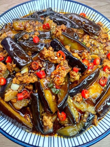 家常红烧茄子怎么做_红烧茄子做法步骤-第3张图片-山城妙识