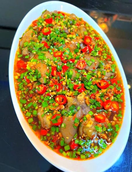 凉拌猪蹄怎么做_凉拌猪蹄要焯水吗-第1张图片-山城妙识 凉拌猪蹄怎么做_凉拌猪蹄要焯水吗-第1张图片-山城妙识