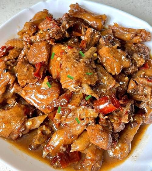 啤酒鸭怎么做才好吃_啤酒鸭的做法步骤详解-第1张图片-山城妙识 啤酒鸭怎么做才好吃_啤酒鸭的做法步骤详解-第1张图片-山城妙识