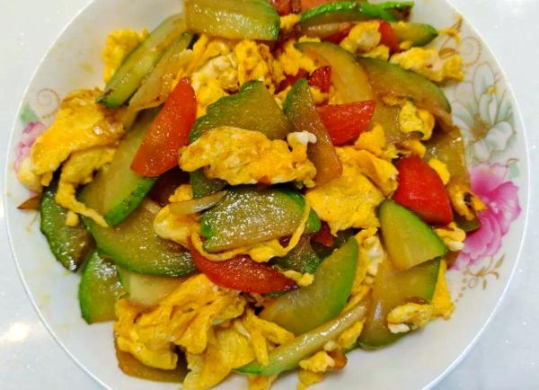 佛手瓜炒鸡蛋怎么做_佛手瓜炒鸡蛋需要焯水吗-第3张图片-山城妙识