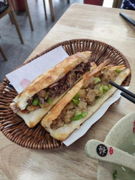 驴肉怎么炖才好吃_驴肉的家常做法大全-第1张图片-山城妙识