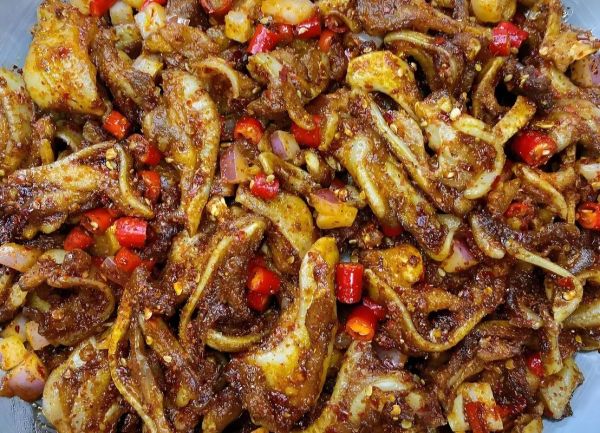 爆炒脆骨怎么做_爆炒脆骨用什么部位-第1张图片-山城妙识