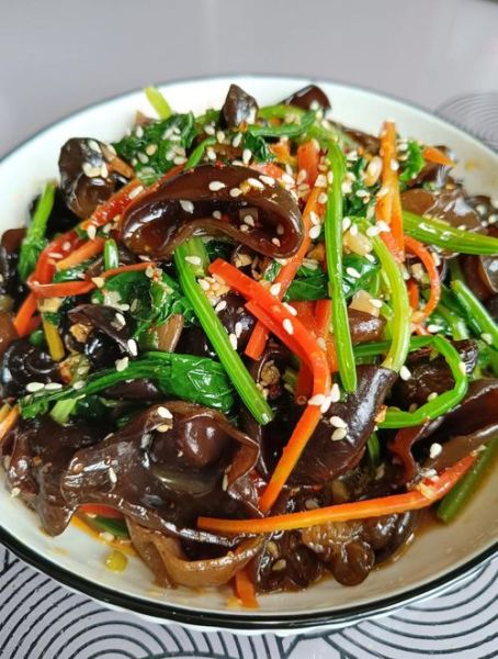 凉拌木耳怎么做好吃_家常凉拌木耳的做法-第1张图片-山城妙识 凉拌木耳怎么做好吃_家常凉拌木耳的做法-第1张图片-山城妙识