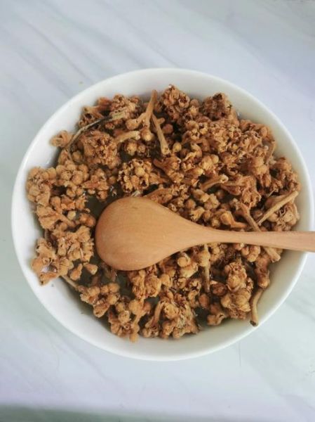 枇杷花煲猪骨的做法_枇杷花煲汤有什么功效-第1张图片-山城妙识 枇杷花煲猪骨的做法_枇杷花煲汤有什么功效-第1张图片-山城妙识