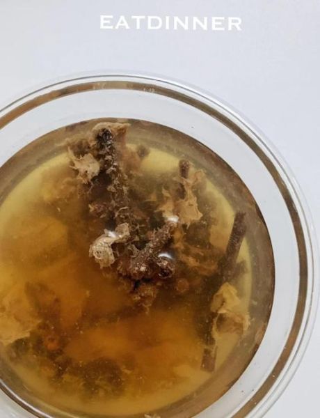 枇杷花煲猪骨的做法_枇杷花煲汤有什么功效-第2张图片-山城妙识 枇杷花煲猪骨的做法_枇杷花煲汤有什么功效-第2张图片-山城妙识