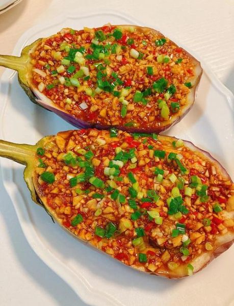 家常蒜蓉茄子怎么做_蒜蓉茄子不吸油技巧-第1张图片-山城妙识 家常蒜蓉茄子怎么做_蒜蓉茄子不吸油技巧-第1张图片-山城妙识