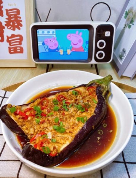 家常蒜蓉茄子怎么做_蒜蓉茄子不吸油技巧-第2张图片-山城妙识 家常蒜蓉茄子怎么做_蒜蓉茄子不吸油技巧-第2张图片-山城妙识