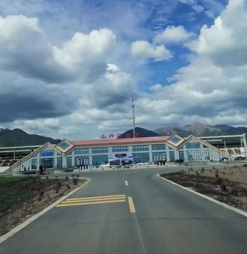 山丹县旅游景点有哪些_山丹军马场值得去吗-第1张图片-山城妙识 山丹县旅游景点有哪些_山丹军马场值得去吗-第1张图片-山城妙识