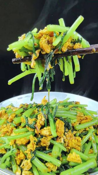 酱焖茼蒿怎么做_茼蒿酱焖需要焯水吗-第3张图片-山城妙识