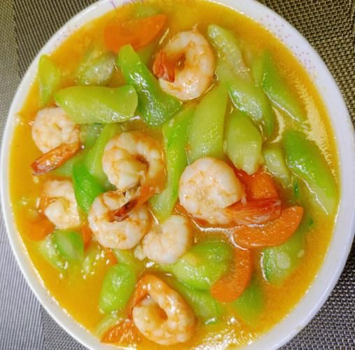 丝瓜炒虾仁怎么做_丝瓜炒虾仁家常做法-第3张图片-山城妙识 丝瓜炒虾仁怎么做_丝瓜炒虾仁家常做法-第3张图片-山城妙识