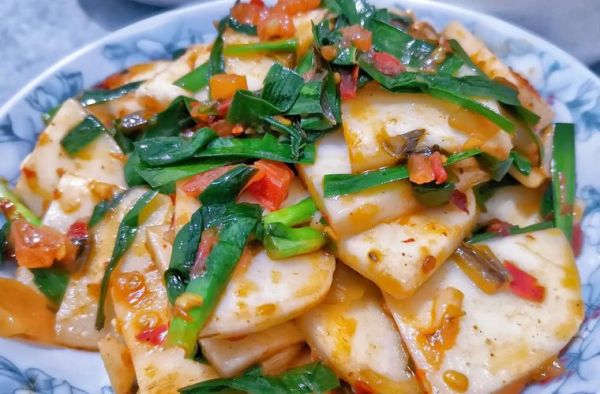 炒饵块的家常做法_怎么炒饵块不粘锅-第1张图片-山城妙识 炒饵块的家常做法_怎么炒饵块不粘锅-第1张图片-山城妙识