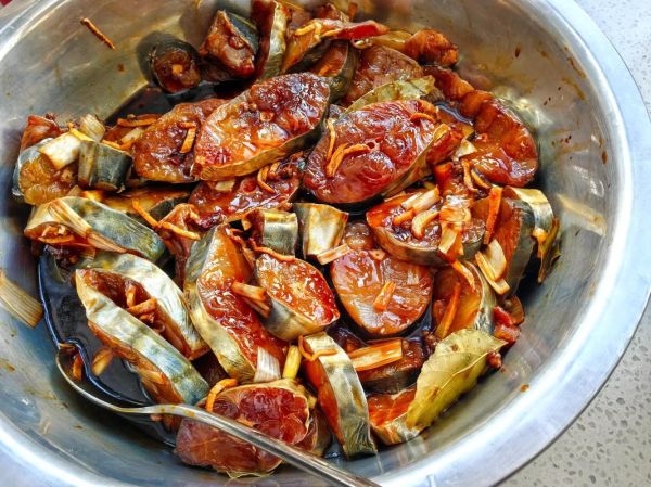 熏鲅鱼怎么做好吃_家常熏鲅鱼做法步骤-第3张图片-山城妙识 熏鲅鱼怎么做好吃_家常熏鲅鱼做法步骤-第3张图片-山城妙识