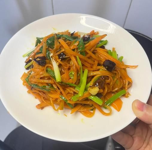 炒胡萝卜的家常做法_炒胡萝卜怎么炒才好吃-第2张图片-山城妙识 炒胡萝卜的家常做法_炒胡萝卜怎么炒才好吃-第2张图片-山城妙识