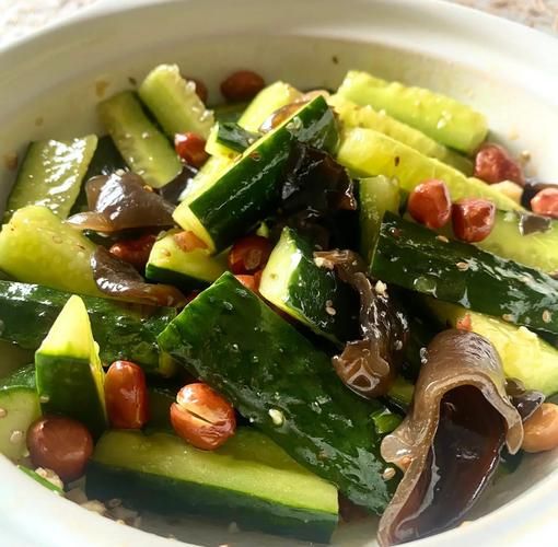 凉拌黄瓜怎么做_凉拌木耳要不要焯水-第2张图片-山城妙识