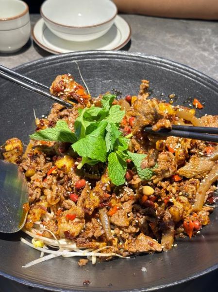 正宗干锅牛肉怎么做_干锅牛肉用什么部位最好-第3张图片-山城妙识 正宗干锅牛肉怎么做_干锅牛肉用什么部位最好-第3张图片-山城妙识