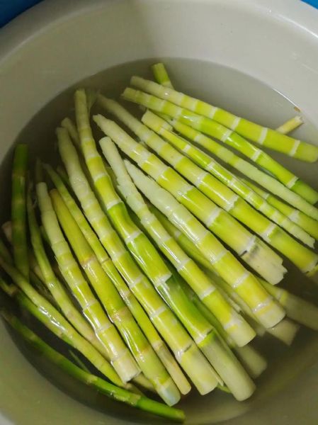 凉拌竹笋怎么做好吃_凉拌竹笋需要焯水吗-第2张图片-山城妙识