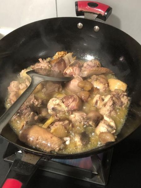 广东炖鸡汁怎么做_正宗老火汤秘诀-第1张图片-山城妙识