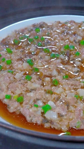 广东蒸肉饼怎么做_蒸肉饼嫩滑不柴的秘诀-第3张图片-山城妙识