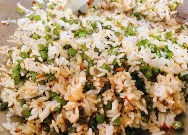 豆角焖饭怎么做_豆角焖饭家常做法-第3张图片-山城妙识 豆角焖饭怎么做_豆角焖饭家常做法-第3张图片-山城妙识