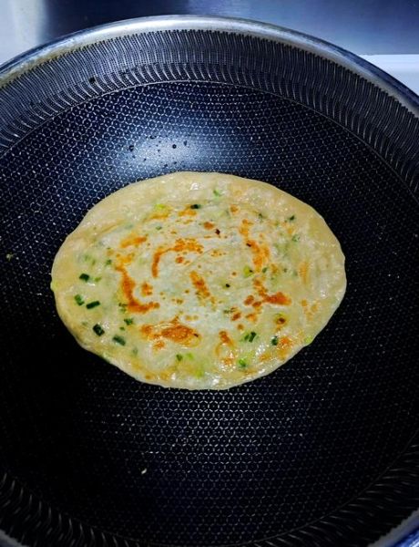 香葱饼怎么做_香葱饼的家常做法-第2张图片-山城妙识 香葱饼怎么做_香葱饼的家常做法-第2张图片-山城妙识