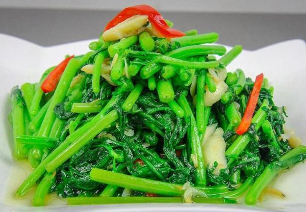 清炒茼蒿怎么炒不苦_清炒茼蒿用焯水吗-第3张图片-山城妙识 清炒茼蒿怎么炒不苦_清炒茼蒿用焯水吗-第3张图片-山城妙识