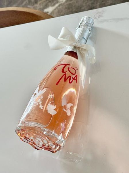 玫瑰花泡酒怎么做_玫瑰花泡酒比例是多少-第2张图片-山城妙识 玫瑰花泡酒怎么做_玫瑰花泡酒比例是多少-第2张图片-山城妙识