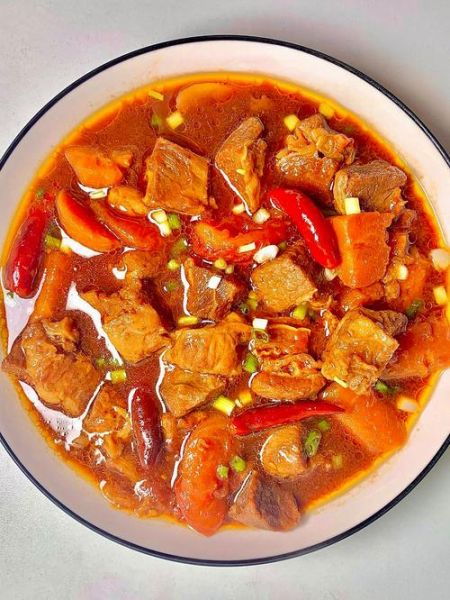 番茄炖牛腩怎么做好吃_番茄炖牛腩的家常做法-第1张图片-山城妙识 番茄炖牛腩怎么做好吃_番茄炖牛腩的家常做法-第1张图片-山城妙识