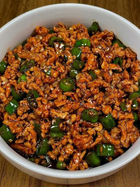 四川炒臊子正宗做法_臊子怎么炒才香-第1张图片-山城妙识 四川炒臊子正宗做法_臊子怎么炒才香-第1张图片-山城妙识